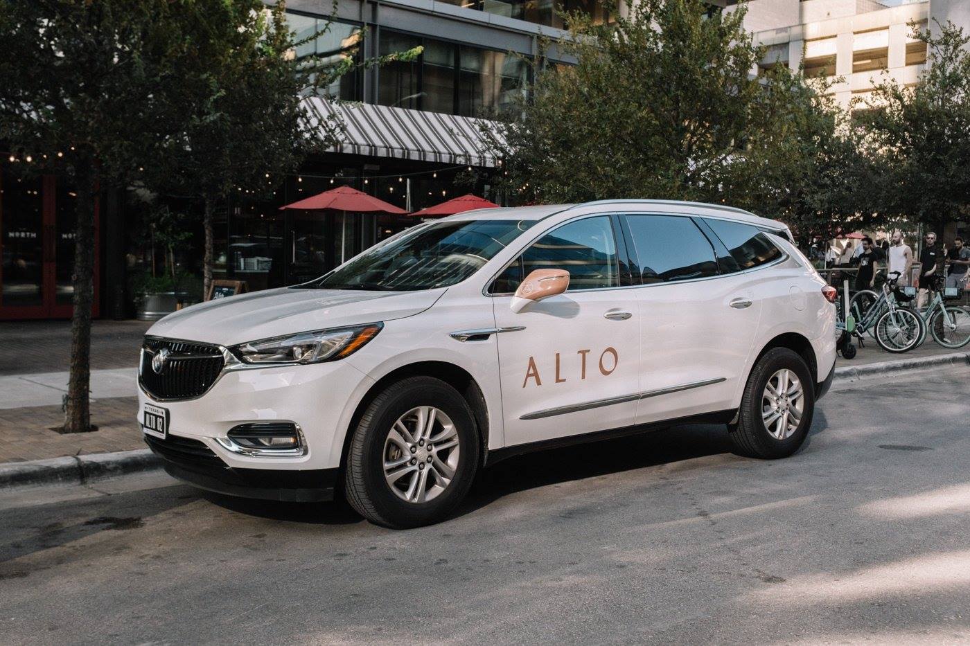 Upscale Anti-Uber Rideshare Service Alto Launches In Miami | The Big ...