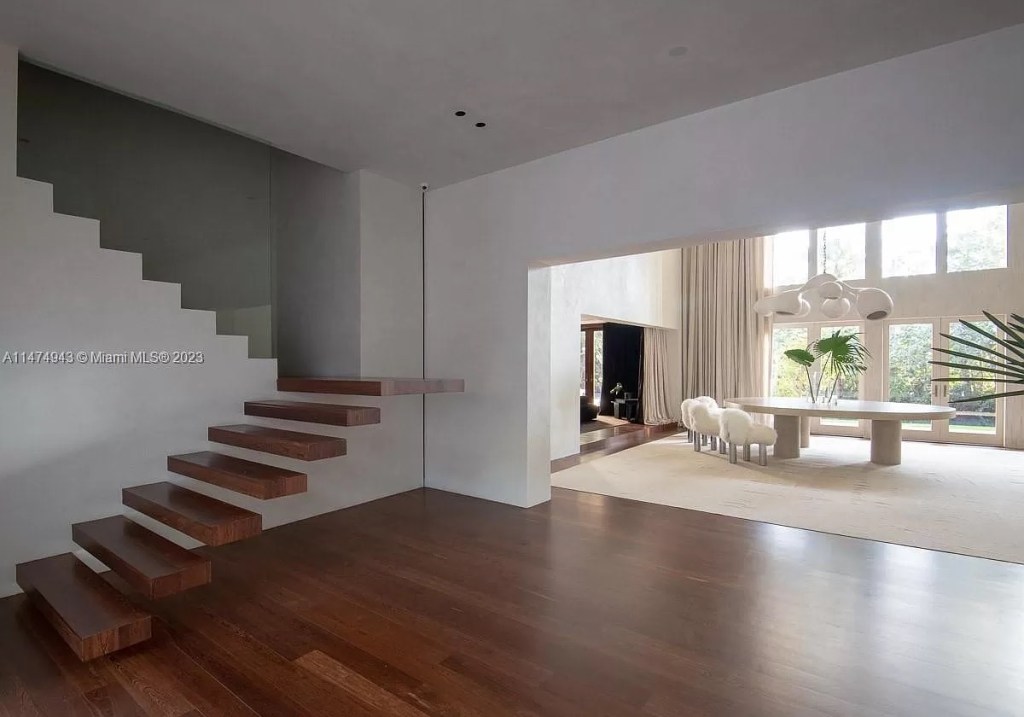 Architect Chad Oppenheim Is Selling His Very Minimalist Miami Beach ...